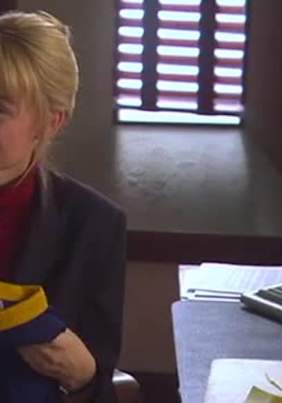 Watch Sue Thomas: F.B.Eye S01:E109 - Greed - Free TV Shows | Tubi