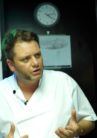 Watch The Toque 12 S04:E15 - Breakfast and Brunch - Free TV Shows | Tubi