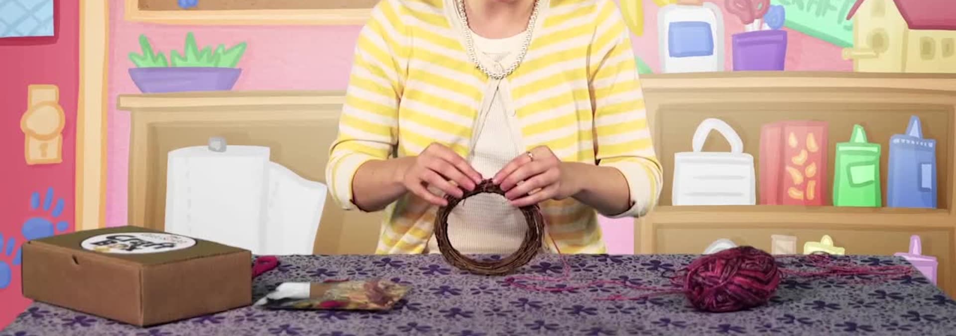 Watch Crafty Carol S03:E03 - DIY Dreamcatcher Craft! - Free TV Shows | Tubi