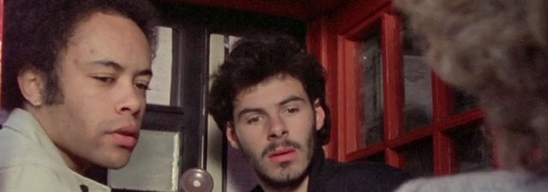 Watch The Professionals S04:E01 - The Acorn Syndrome - Free TV Shows | Tubi