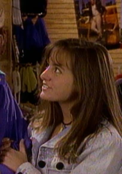 Watch The Baby-Sitters Club S01:E08 - Mary Anne and the Brunettes ...