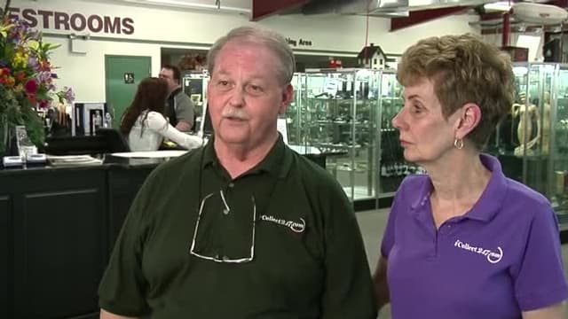 Watch Million Dollar Auctions S01:E01 - Meet the Morphy's - Free TV ...