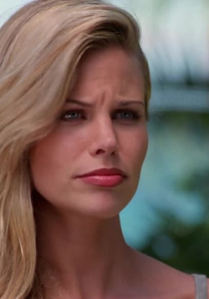 Watch Baywatch S11:E18 - The Return of Jessie - Free TV Shows | Tubi
