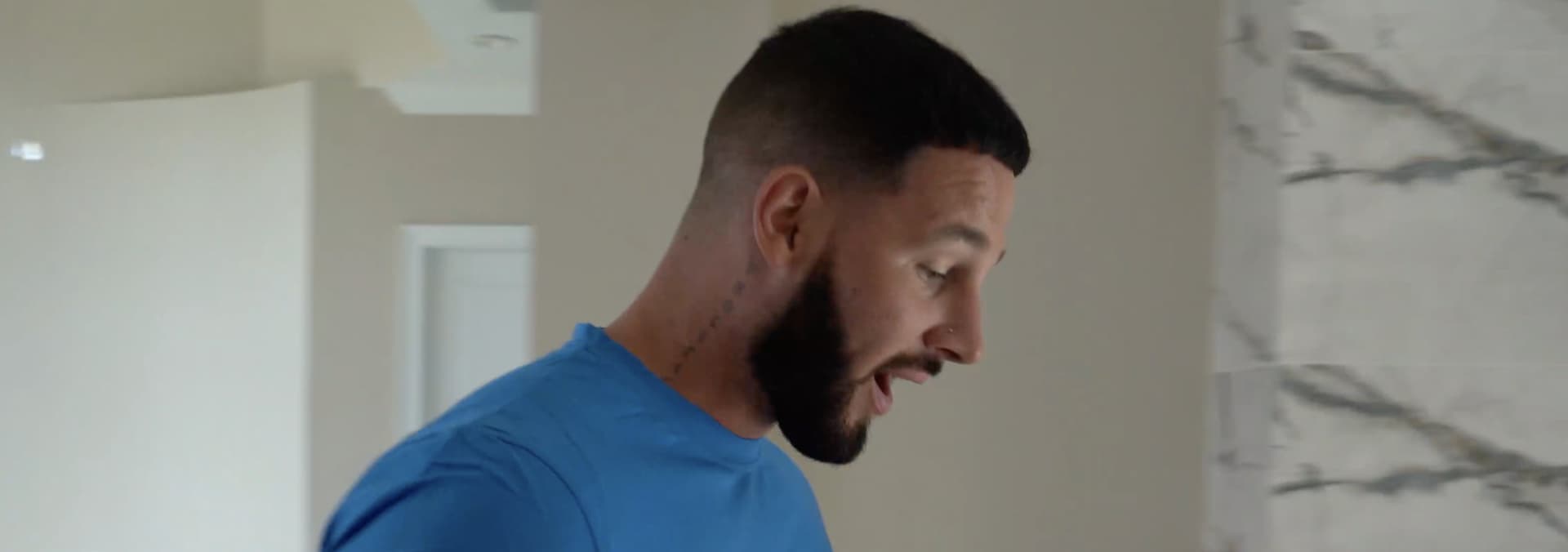 Watch Rush Studios S04:E06 - Little Sister Steals Big Brother's Easter ...