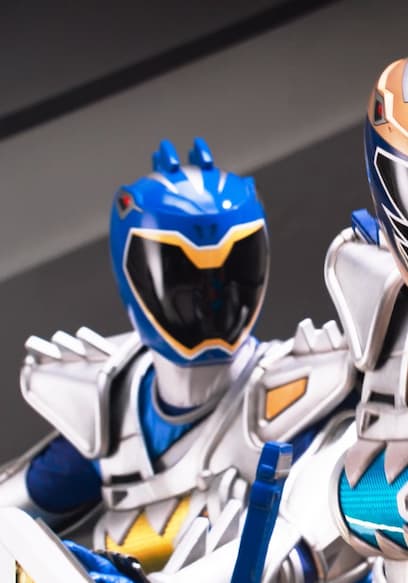 Watch Power Rangers: Dino Super Charge S23:E05 - Roar of the Red Ranger ...