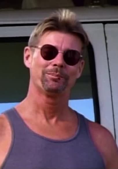 Watch Renegade S02:E12 - Hard Rider - Free TV Shows | Tubi