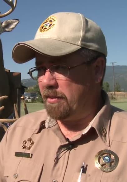 Watch Wardens S02:E10 - Big Horn - Free TV Shows | Tubi