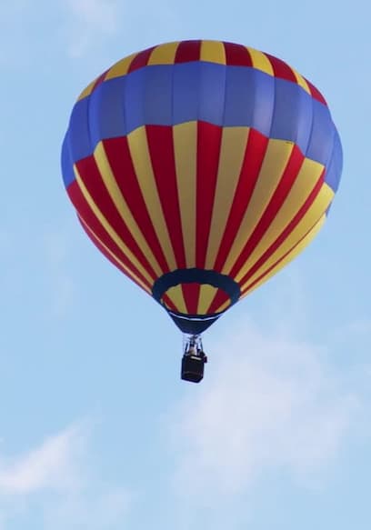Watch Somebody's Gotta Do It S02:E13 - Hot Air Balloon / Hang Glider ...