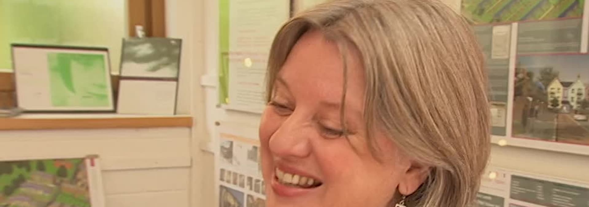 Watch 60 Minute Makeover S02:E32 - Leicester - Free TV Shows | Tubi