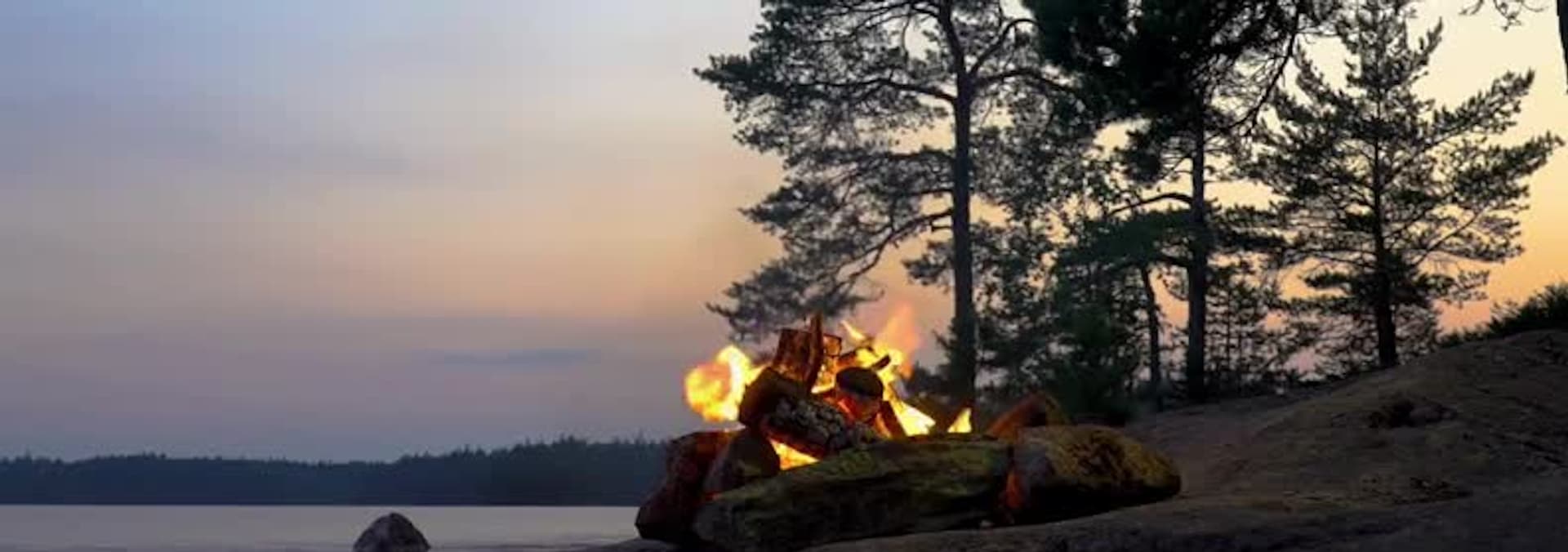 Watch Fireplace Lounge S03:E07 - Serene Lakeside Campfire - Free TV ...