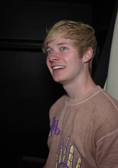 Watch Sam and Colby S03:E08 - Haunting at Black Swan Estate - Free TV ...