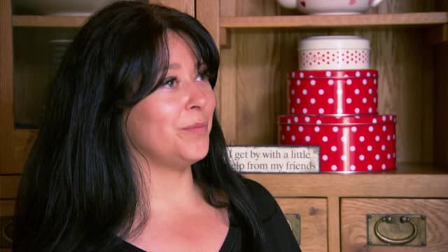 Watch Location, Location, Location S17:E07 - Northern Home Counties ...