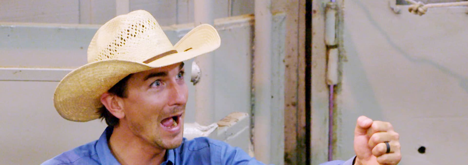 Watch The Cowboy Way S06:E09 - A Pea in the Pod - Free TV Shows | Tubi