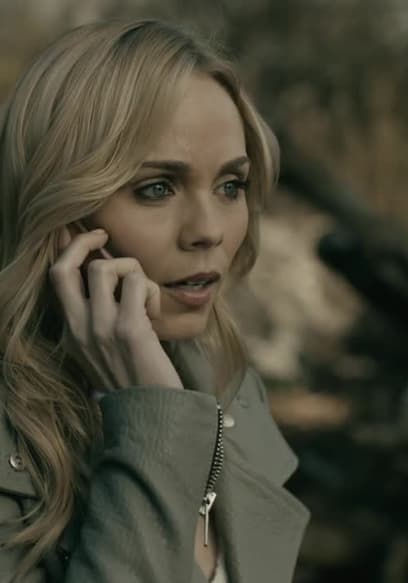 Watch Bitten S03:E09 - Shock the System - Free TV Shows | Tubi