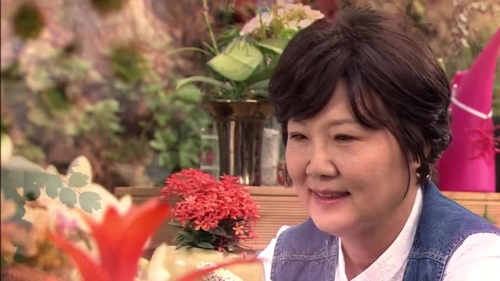 Watch Go! Mrs. Go! Streaming Online | Tubi Free TV