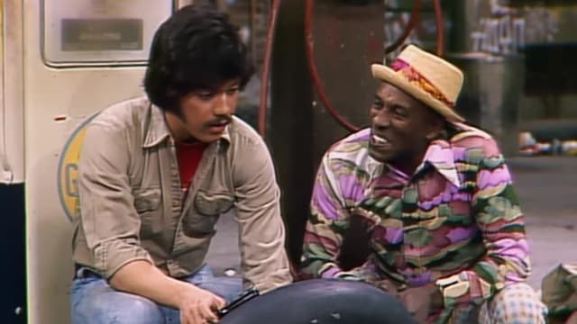 Watch Chico and the Man S01:E01 - The Man Meets Chico (Pilot) - Free TV ...