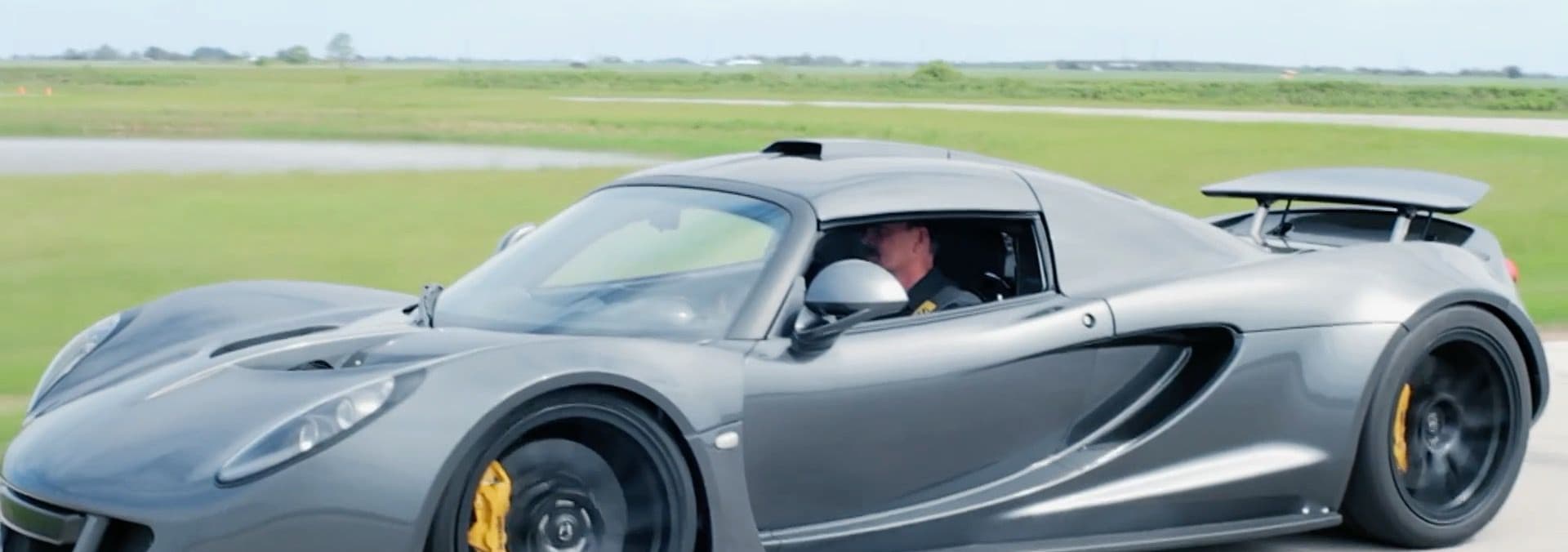 Watch Tech Toys S03:E12 - Start Your Engines - Free TV Shows | Tubi