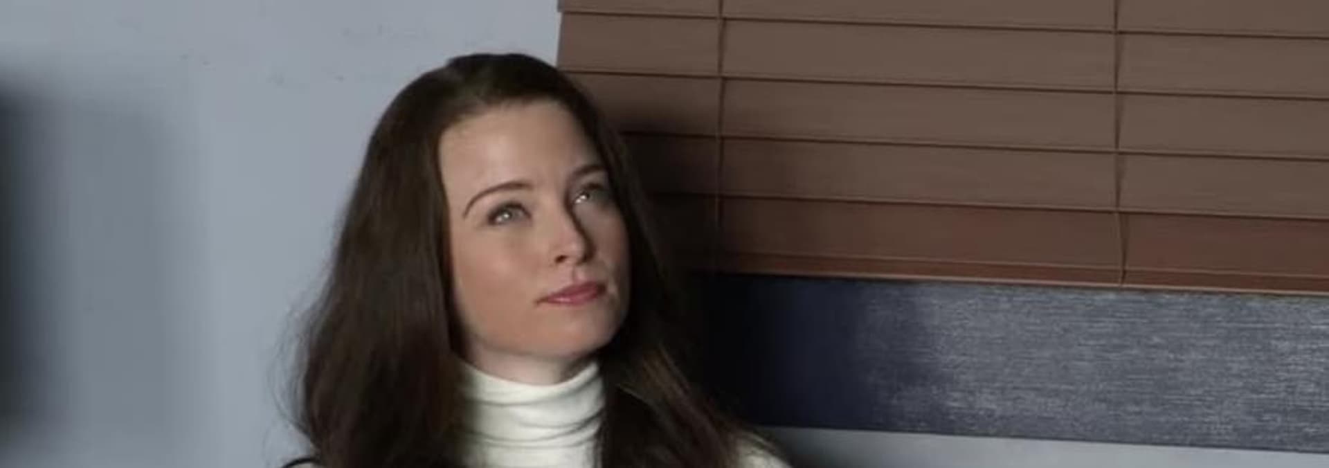 Watch Continuum S04:E01 - Lost Hours - Free TV Shows | Tubi