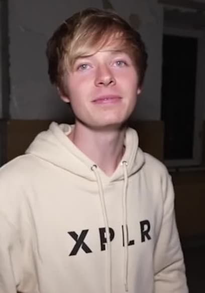 Watch Sam and Colby S02:E10 - Shadow Man Encounter - Free TV Shows | Tubi