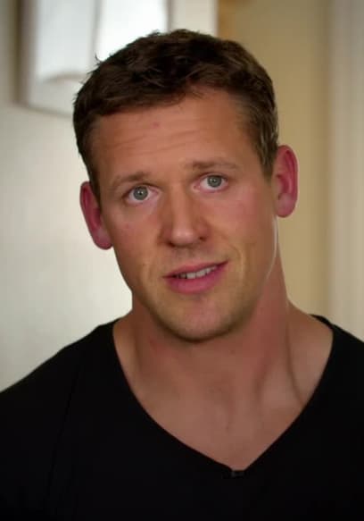 Watch Drag S.O.S. S01:E03 - Scarborough - Free TV Shows | Tubi