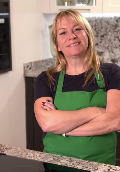 Watch Yes Chef S02:E08 - Rupert Rowley - Free TV Shows | Tubi