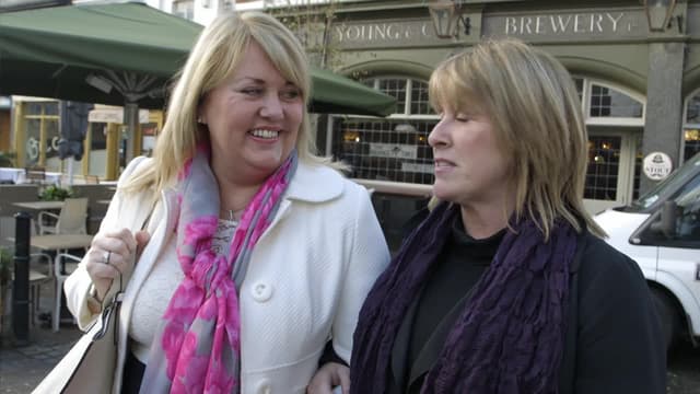 Watch Posh Pawn S02:E08 - Episode 8 - Free TV Shows | Tubi