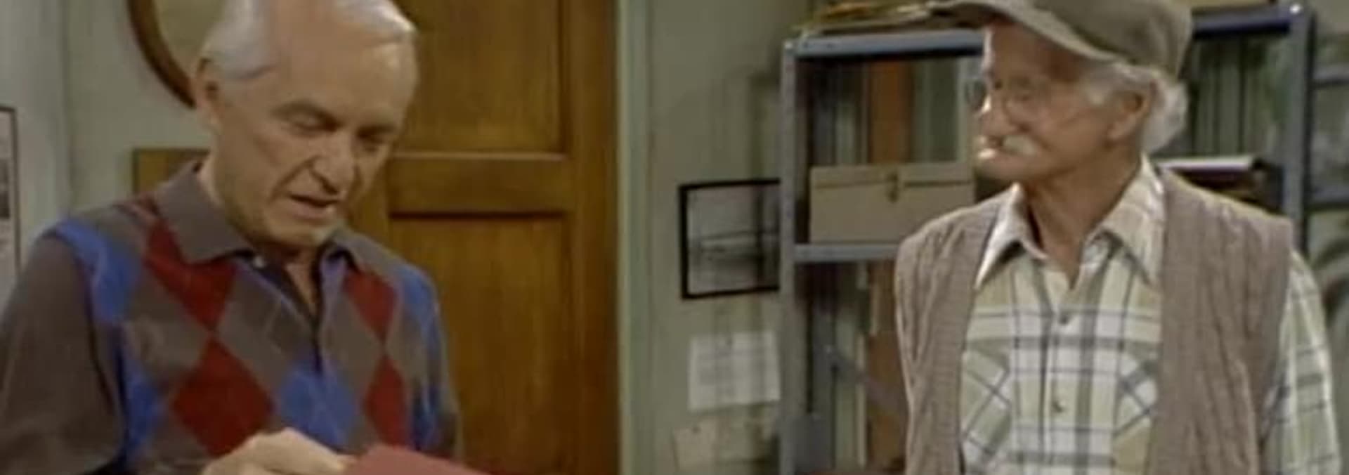 Watch Too Close for Comfort S06:E21 - Cyrano Henry - Free TV Shows | Tubi