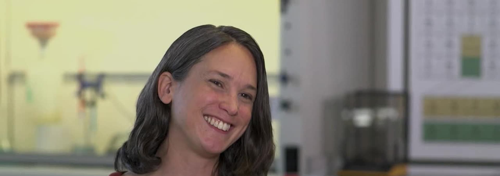 Watch Home Diagnosis S02:E11 - The Headaches of HOMEchem - Free TV ...