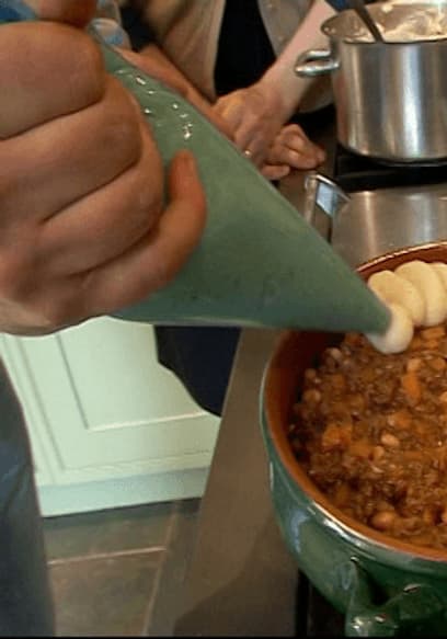 Watch Rachel Allen Home Cooking S01:E04 - Episode 4 - Free TV Shows | Tubi