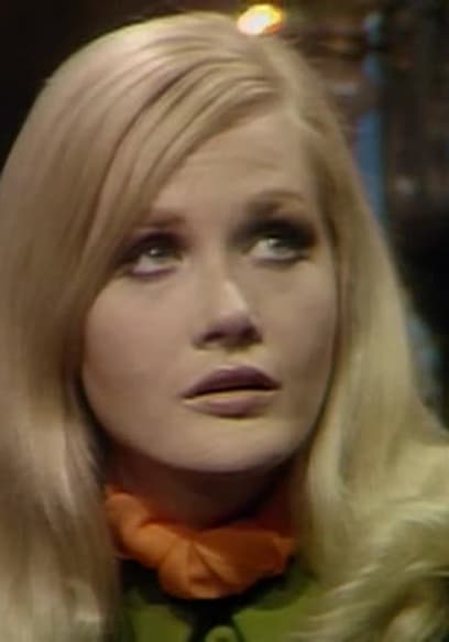 Watch Dark Shadows S04:E26 - Episode 356 - Free TV Shows | Tubi