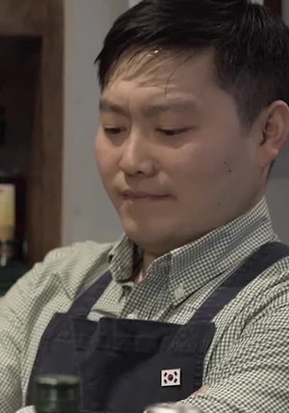 Watch The Uncle Roger Show S01:E18 - AlGo - Free TV Shows | Tubi