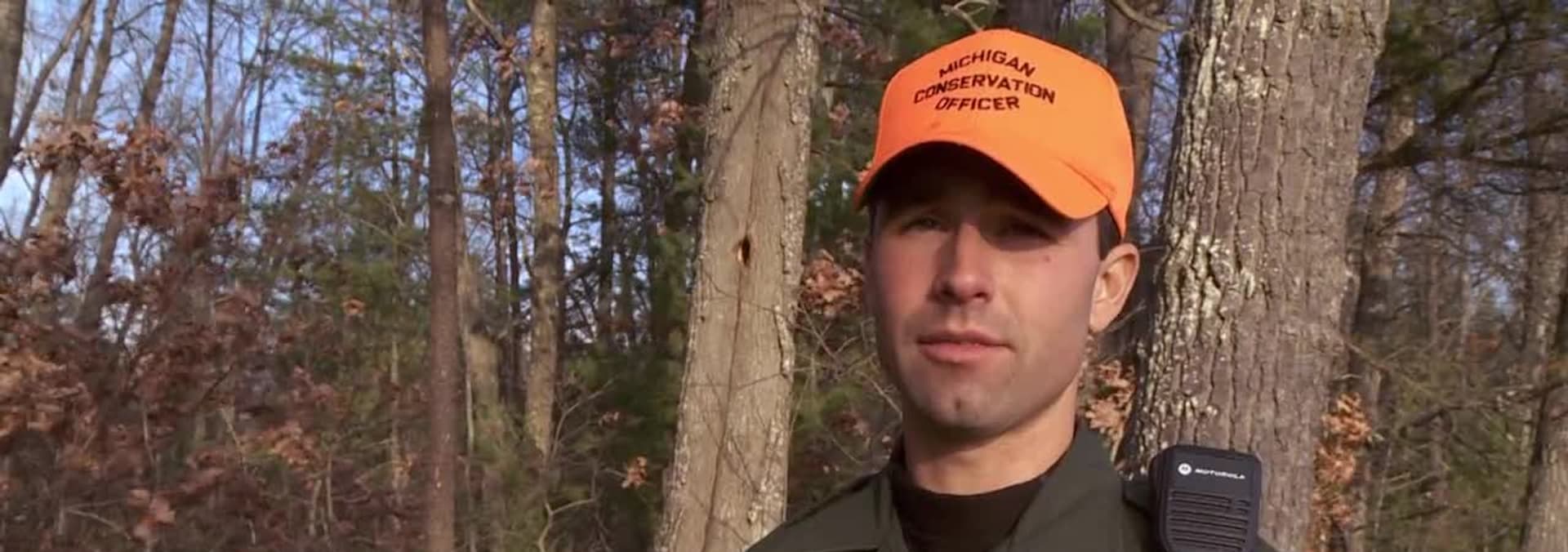 Watch Wardens S07:E17 - Eye in the Sky - Free TV Shows | Tubi