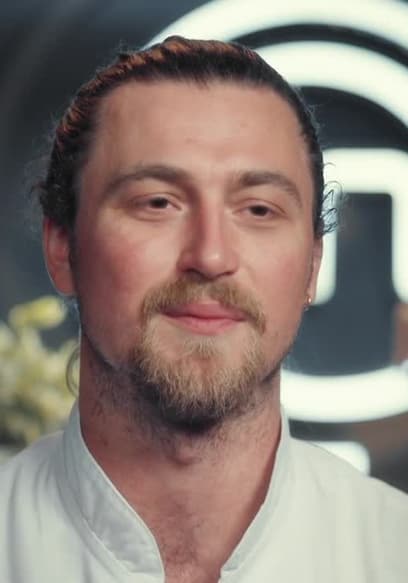 Watch MasterChef UK: The Professionals S16:E13 - Episode 13 - Free TV ...