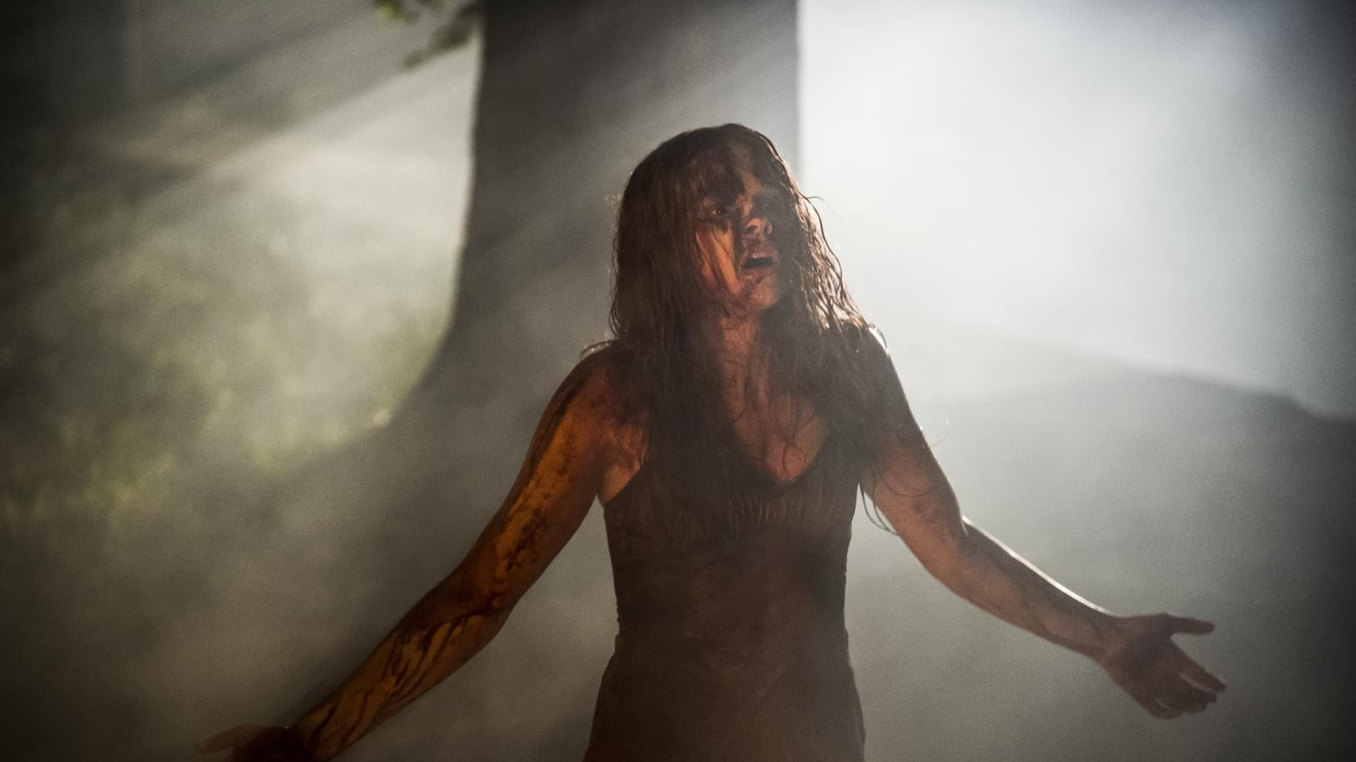 Watch Carrie (2013) (2013) - Free Movies | Tubi