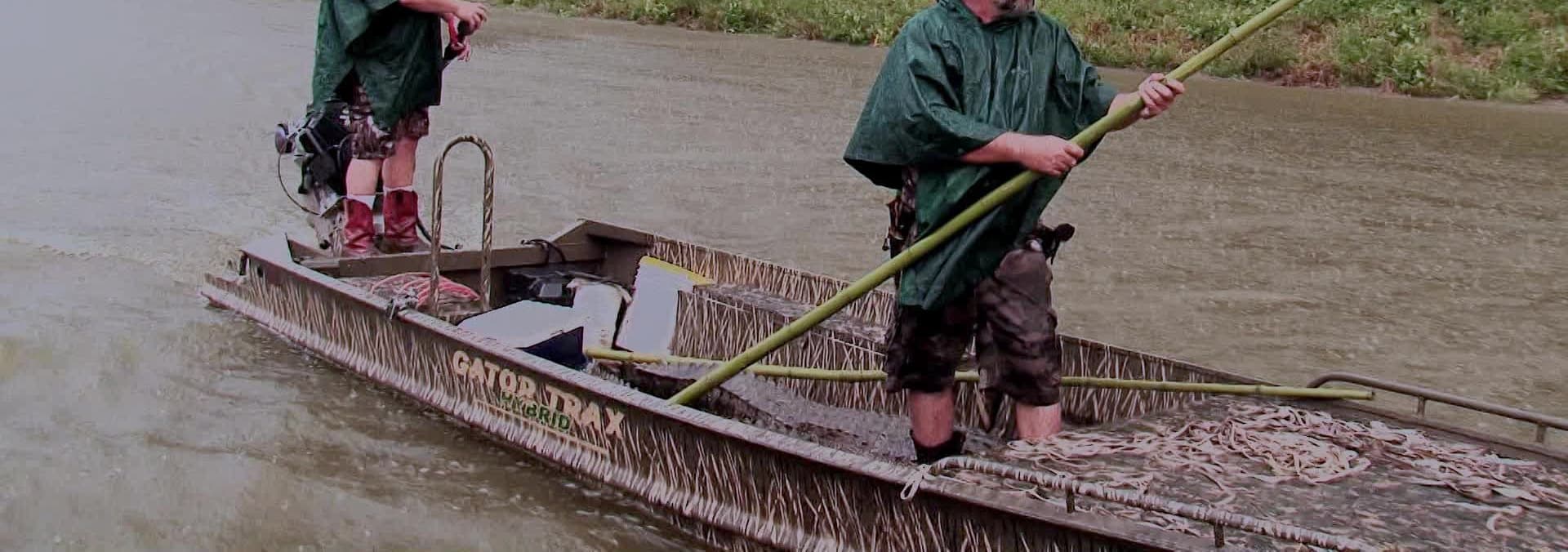 Watch Swamp People S06:E16 - The Phantom - Free TV Shows | Tubi