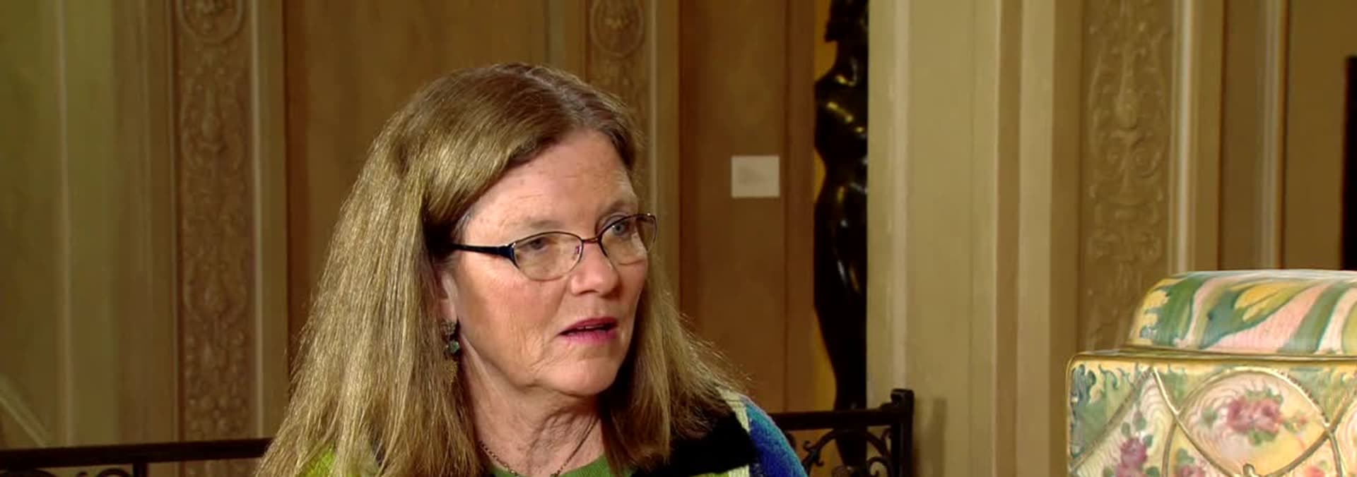 Watch Antiques Roadshow S23:E10 - Philbrook Museum (Hour One) - Free TV ...