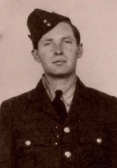 Watch Fred Dinenage: Murder Casebook S02:E08 - Gordon Cummins - Free TV ...