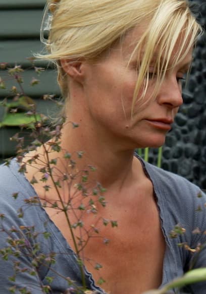 Watch Recreating Eden S05:E08 - Growing Up - Free TV Shows | Tubi