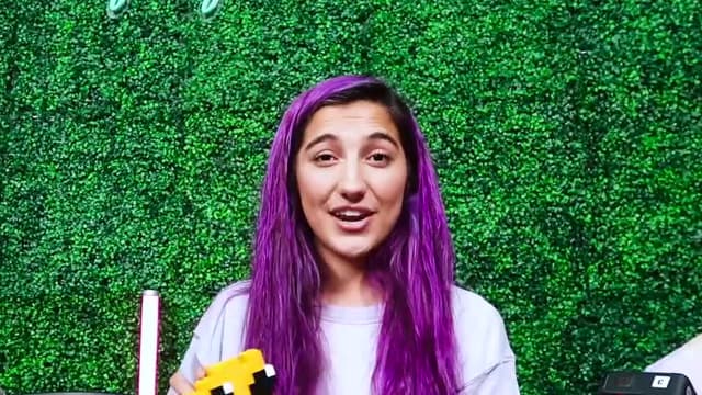 Watch ZHC S02:E11 - Best Lego Art Wins - Free TV Shows | Tubi