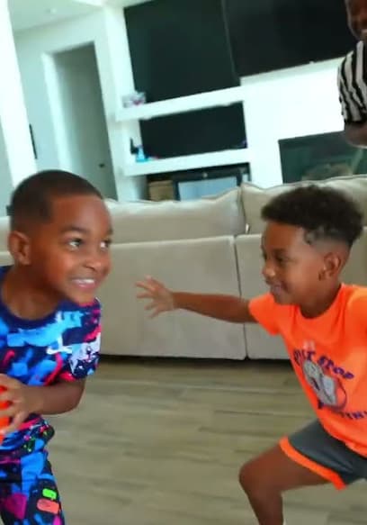Watch Prince Family Clubhouse S02:E06 - Kyrie and DJ Go Missing - Free ...
