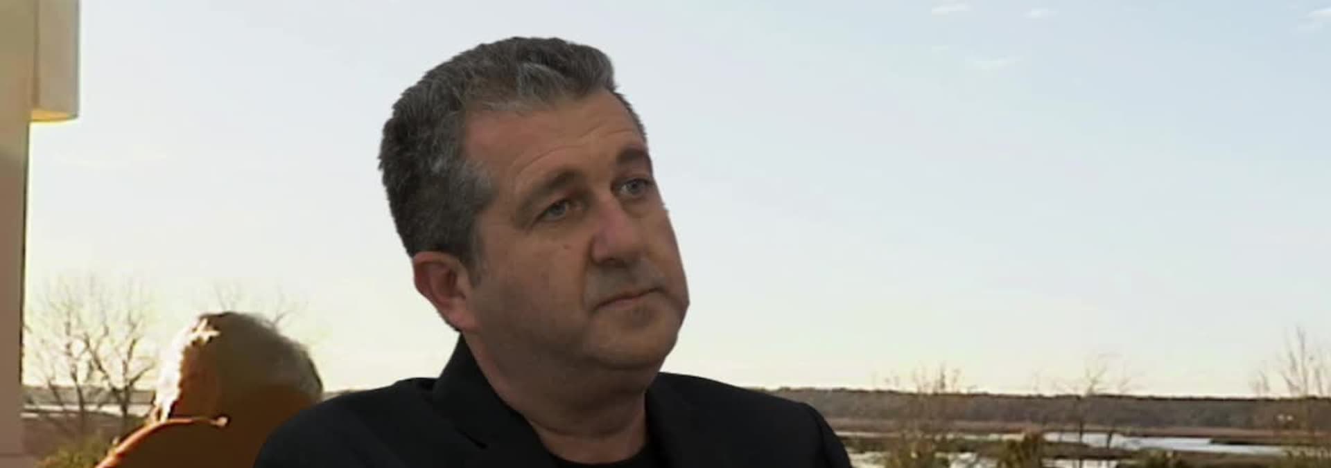 Watch Hilton Head Island S01:E22 - Denouement - Free TV Shows | Tubi