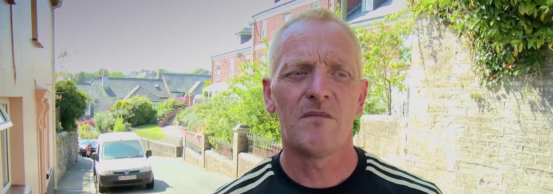 Watch Neighbourhood Blues S04:E09 - Episode 9 - Free TV Shows | Tubi