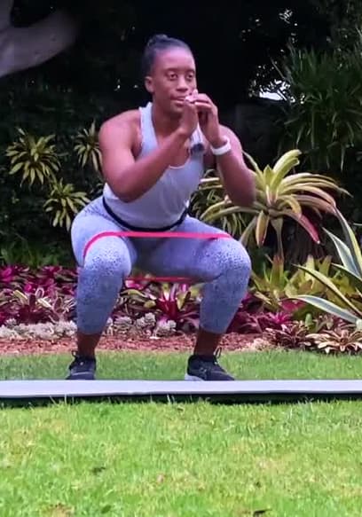 Watch Lower Body & Abs Collection S01:E05 - 40 Min Glutes & Legs Band ...