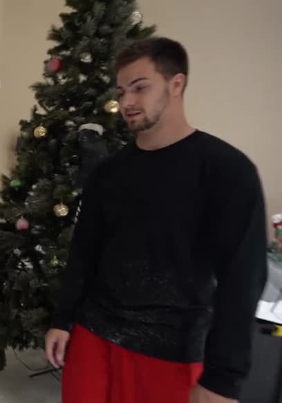 Watch Unspeakable S08:E08 - Making Oddly Satisfying Christmas Slime ...