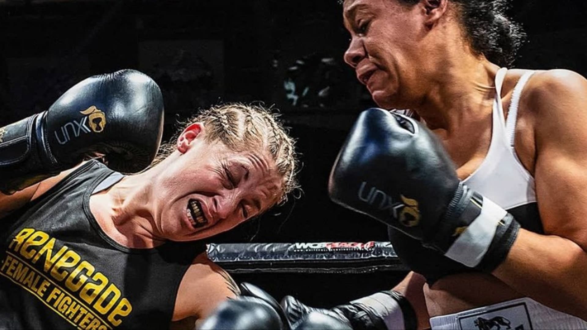 Watch Ladies That Punch! - Free TV Shows | Tubi