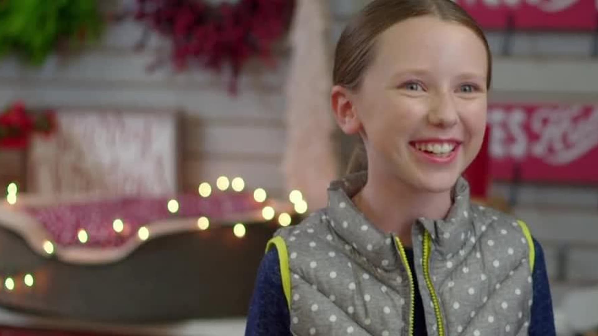 Watch Staging Christmas (2019) - Free Movies | Tubi