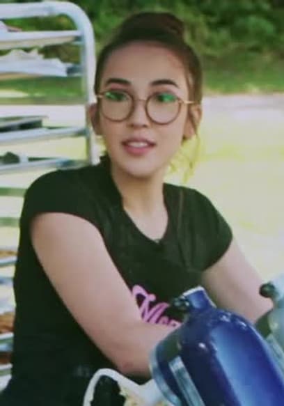 Watch Bake Sale Showdown S01:E07 - Boler Mountain - Free TV Shows | Tubi