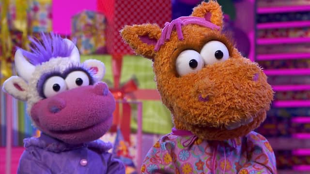 Watch Pajanimals S01:E01 - House of Pancakes / Missing Mom & Dad - Free ...