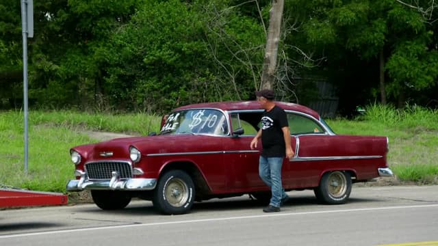 Watch Misfit Garage S05:E02 - Boom or Bust - Free TV Shows | Tubi