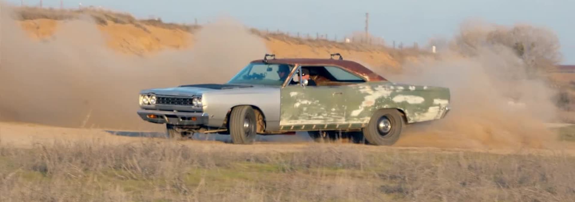 Watch Roadkill Garage S05:E07 - Wreck Runner Racing! - Free TV Shows | Tubi